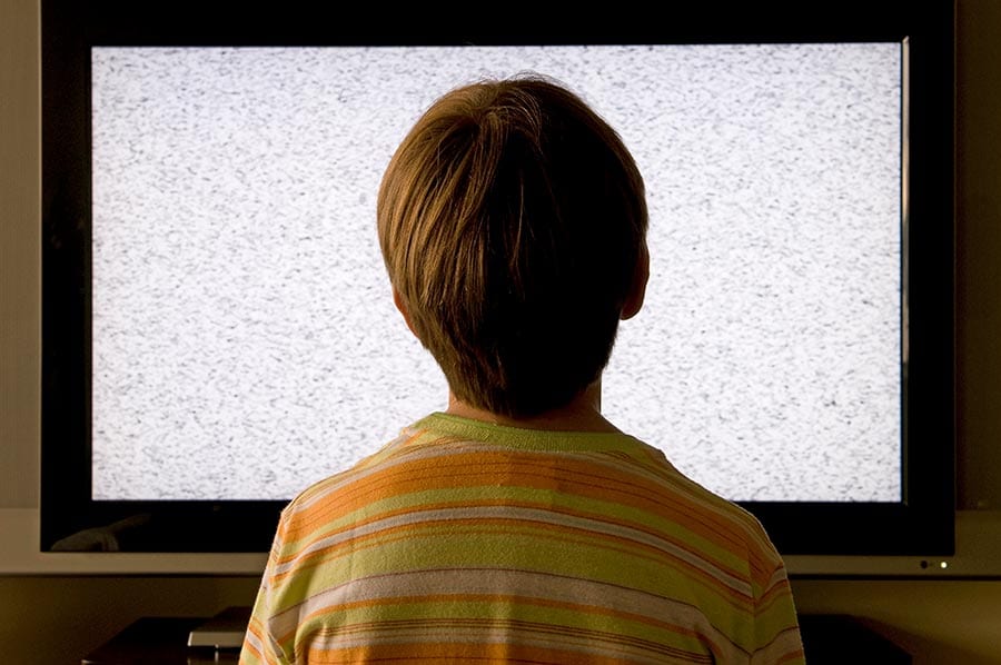 Does Sitting Too Close to the TV or Playing Too Many Video Games Hurt ...